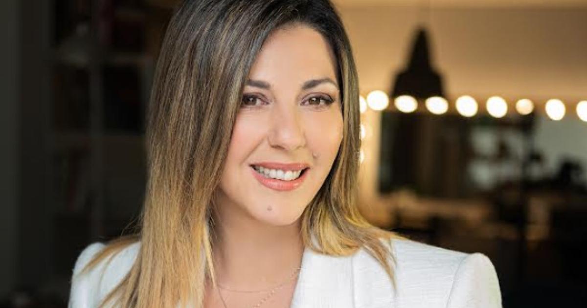 Σήμερα στις 12:30 η τελετή παράδοσης -παραλαβής στο υπουργείο Παιδείας - Τα βιογραφικά της νέας ...